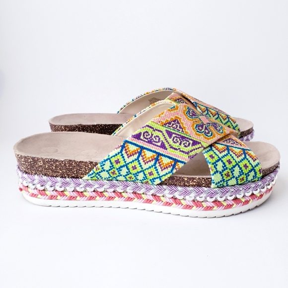 Jessica Simpson | Shoes | Jessica Simpson Shanny Multi Color Platform ...